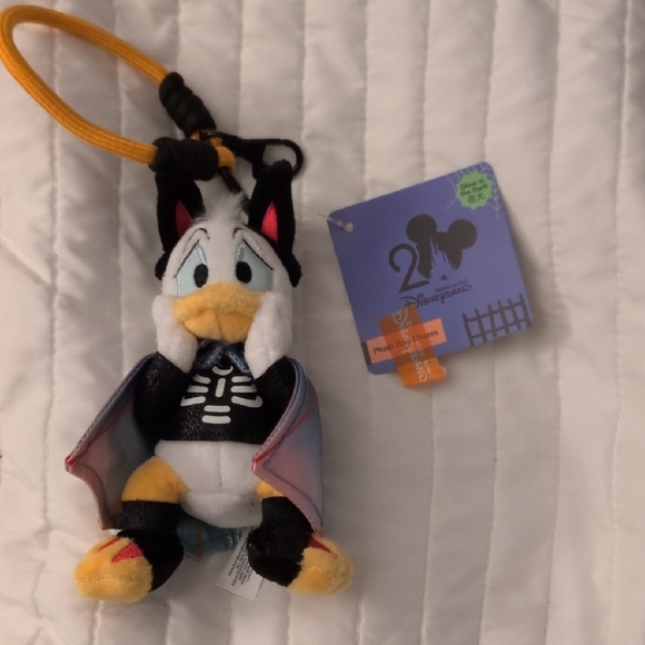 Disney | Other | Exclusive Disneyland Hong Kong Halloween Donald Duck ...